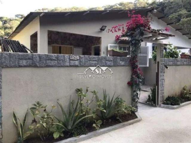 Casa / Sobrado para Venda em São José do Vale do Rio Preto/RJ Centro 2 Quartos