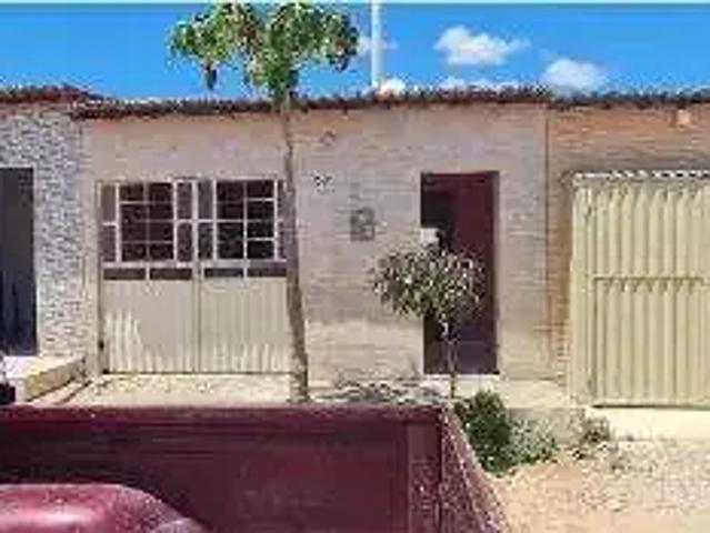 Casa / Sobrado para Venda em São José do Belmonte/PE Centro 2 Quartos