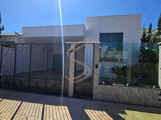 Casa / Sobrado para Venda em São José do Rio Pardo/SP Alto da Serra 3 Quartos