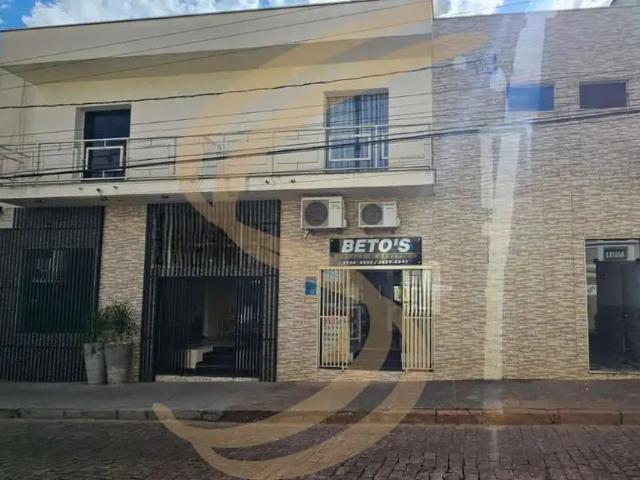Casa / Sobrado para Venda em São José do Rio Pardo/SP Centro 4 Quartos