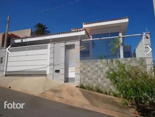 Casa / Sobrado para Venda em São José do Rio Pardo/SP Residencial Alto do São Domingos 3 Quartos
