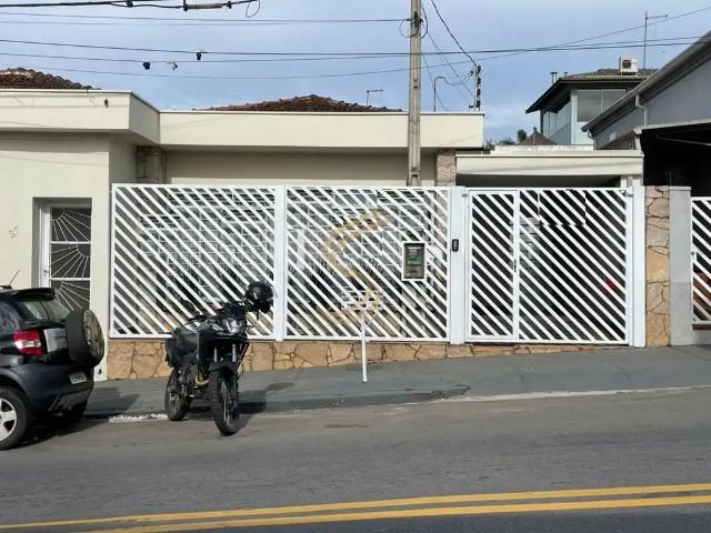 Casa / Sobrado para Venda em São José do Rio Pardo/SP Santo Antônio 3 Quartos