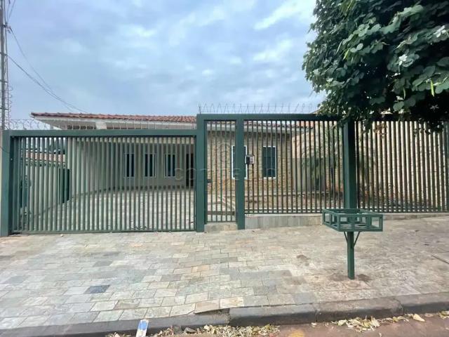 Casa / Sobrado para Venda em São José do Rio Preto/SP Vila Maceno 4 Quartos
