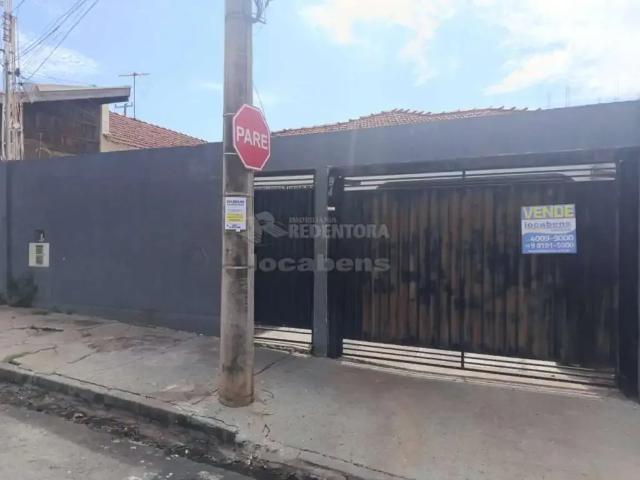 Casa / Sobrado para Venda em São José do Rio Preto/SP Vila Maceno 4 Quartos