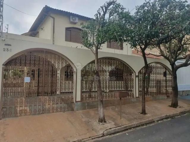 Casa / Sobrado para Venda em São José do Rio Preto/SP Vila Itália 4 Quartos