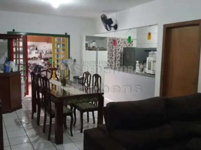 Casa / Sobrado para Venda em São José do Rio Preto/SP Vila São Pedro 4 Quartos