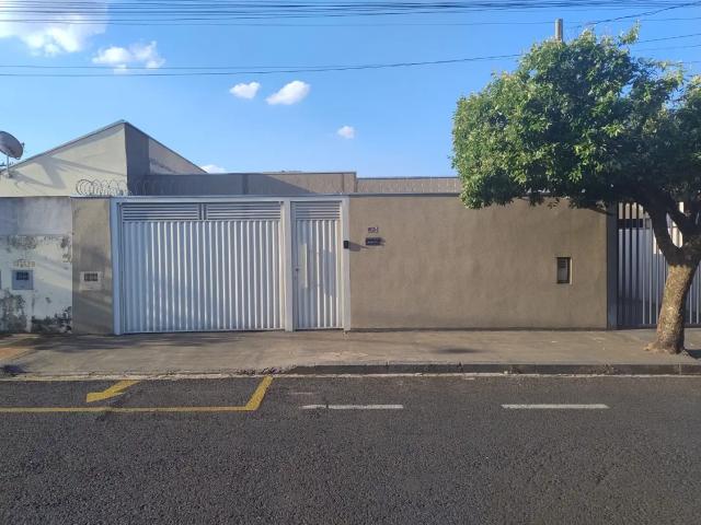 Casa / Sobrado para Venda em São José do Rio Preto/SP Vila Santa Tereza 2 Quartos