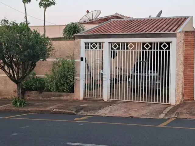 Casa / Sobrado para Venda em São José do Rio Preto/SP Vila Sinibaldi 3 Quartos