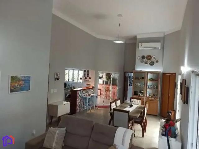 Casa / Sobrado para Venda em São José do Rio Preto/SP Parque Belvedere 4 Quartos