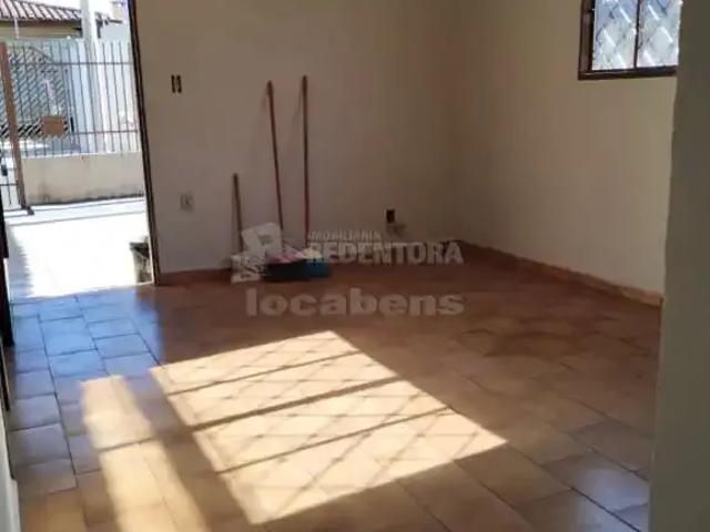 Casa / Sobrado para Venda em São José do Rio Preto/SP Conjunto Habitacional CAIC 3 Quartos