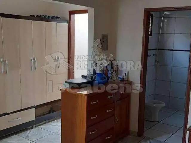 Casa / Sobrado para Venda em São José do Rio Preto/SP Conjunto Habitacional CAIC 3 Quartos
