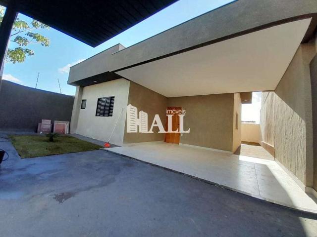 Casa / Sobrado para Venda em São José do Rio Preto/SP Conjunto Habitacional Cristo Rei 3 Quartos