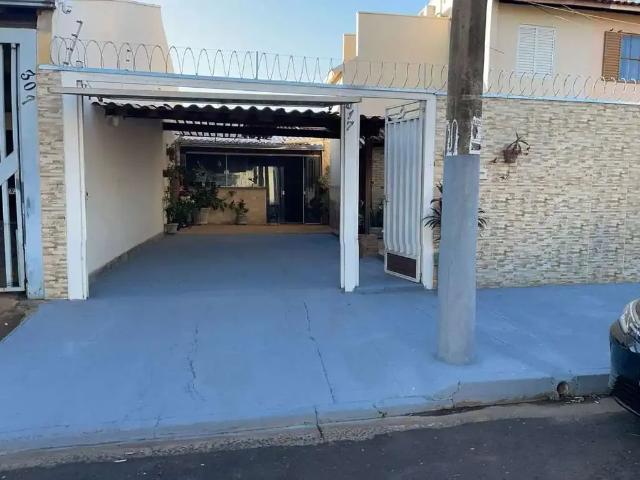 Casa / Sobrado para Venda em São José do Rio Preto/SP Conjunto Habitacional Duas Vendas 4 Quartos