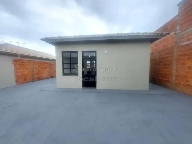 Casa / Sobrado para Venda em São José do Rio Preto/SP Egydio Zani 2 Quartos
