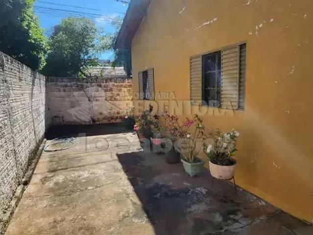 Casa / Sobrado para Venda em São José do Rio Preto/SP Eldorado 4 Quartos