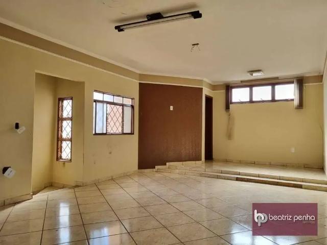Casa / Sobrado para Venda em São José do Rio Preto/SP Eldorado 5 Quartos