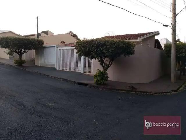 Casa / Sobrado para Venda em São José do Rio Preto/SP Jardim Castelinho 3 Quartos