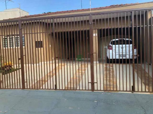 Casa / Sobrado para Venda em São José do Rio Preto/SP Jardim América 3 Quartos
