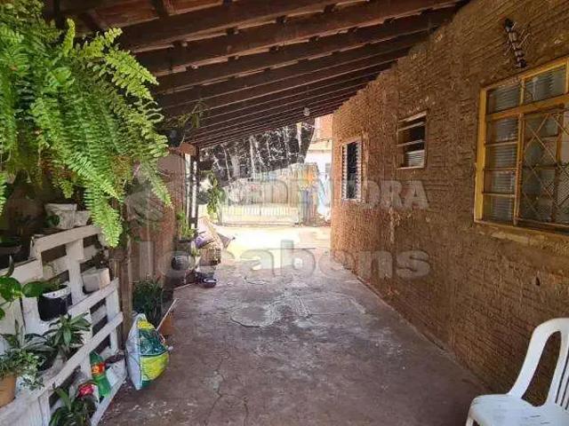 Casa / Sobrado para Venda em São José do Rio Preto/SP Jardim do Lago 3 Quartos