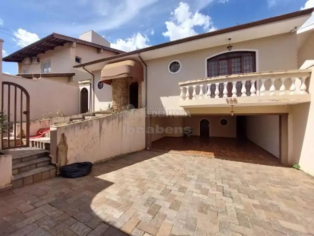 Casa / Sobrado para Venda em São José do Rio Preto/SP Jardim dos Seixas 4 Quartos