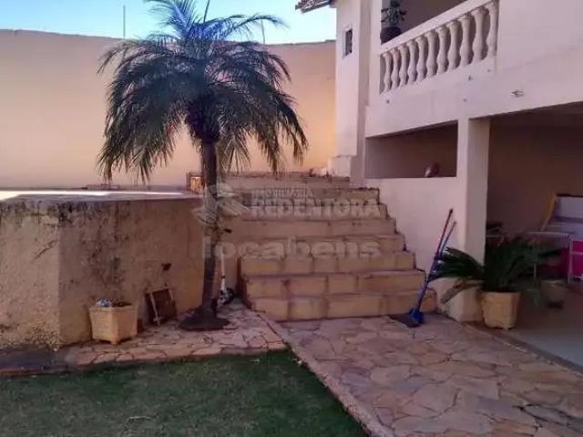 Casa / Sobrado para Venda em São José do Rio Preto/SP Jardim dos Seixas 3 Quartos