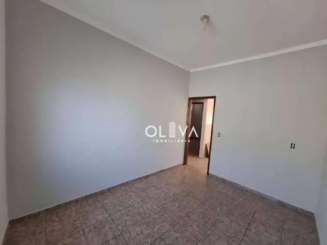 Casa / Sobrado para Venda em São José do Rio Preto/SP Jardim das Oliveiras 2 Quartos