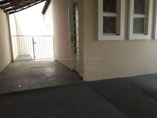 Casa / Sobrado para Venda em São José do Rio Preto/SP Jardim João Paulo II 3 Quartos