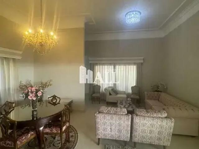 Casa / Sobrado para Venda em São José do Rio Preto/SP Jardim Morumbi 4 Quartos