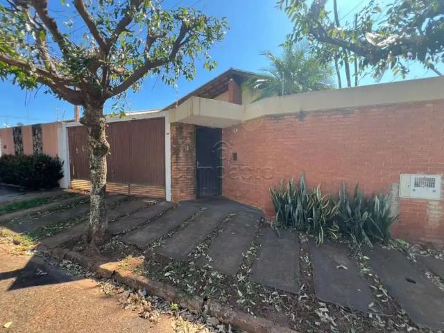 Casa / Sobrado para Venda em São José do Rio Preto/SP Jardim Maracanã 3 Quartos