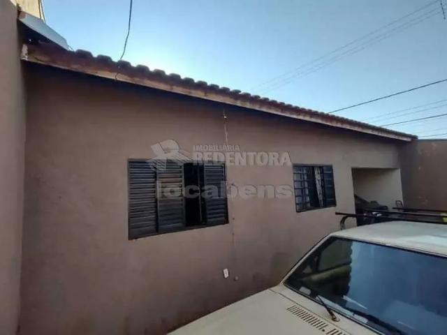 Casa / Sobrado para Venda em São José do Rio Preto/SP Jardim Santo Antônio 2 Quartos