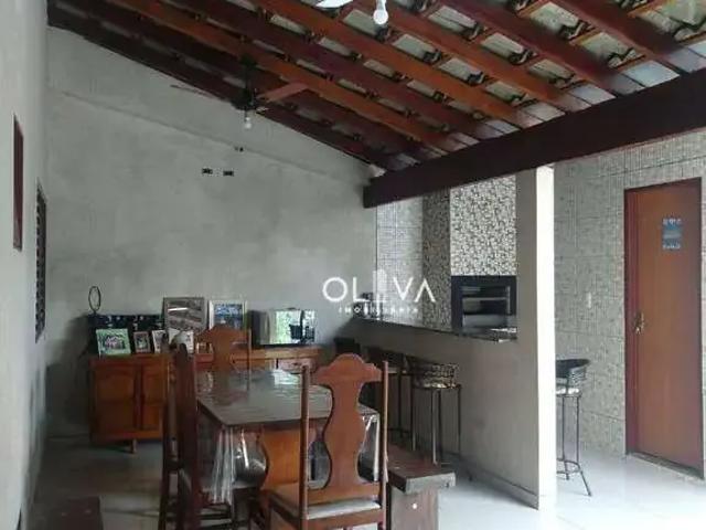 Casa / Sobrado para Venda em São José do Rio Preto/SP Jardim Santo Antônio 3 Quartos