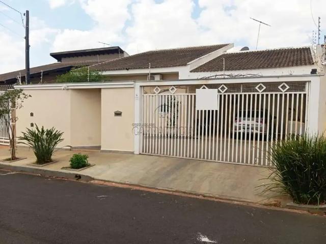 Casa / Sobrado para Venda em São José do Rio Preto/SP Jardim Schmitt 3 Quartos