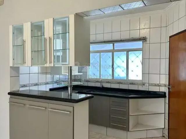 Casa / Sobrado para Venda em São José do Rio Preto/SP Jardim Simões 4 Quartos