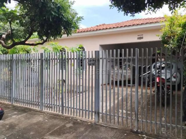 Casa / Sobrado para Venda em São José do Rio Preto/SP Jardim Tangará 3 Quartos