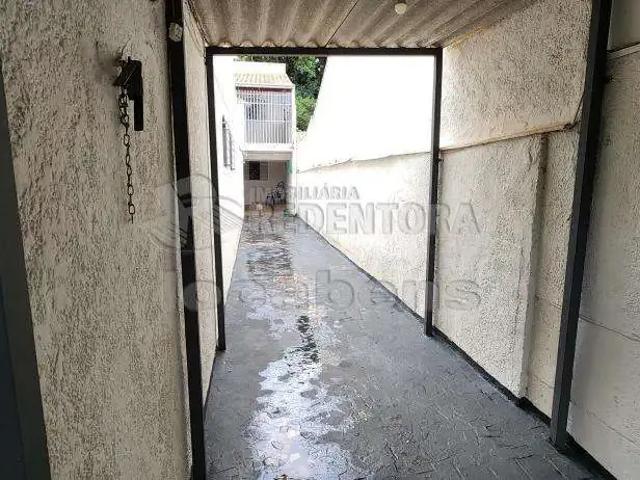 Casa / Sobrado para Venda em São José do Rio Preto/SP Jardim Vitória Régia 4 Quartos