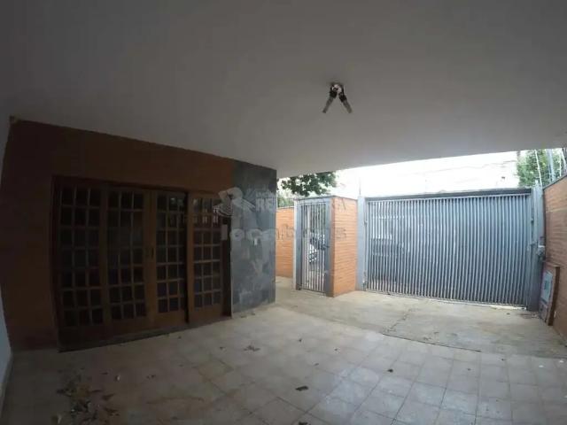 Casa / Sobrado para Venda em São José do Rio Preto/SP Nova Redentora 3 Quartos