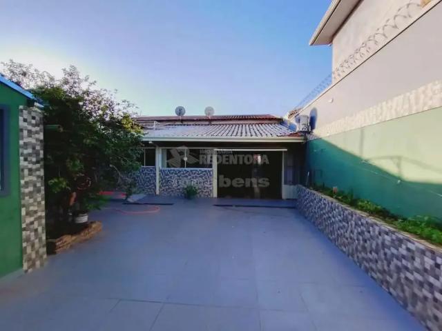 Casa / Sobrado para Venda em São José do Rio Preto/SP Parque das Amoras 2 Quartos