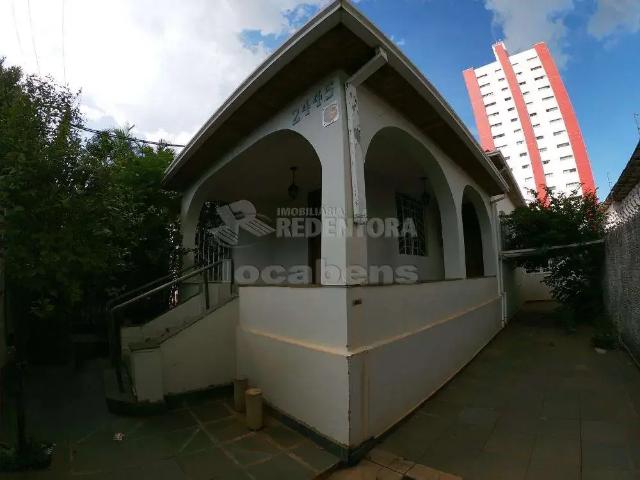 Casa / Sobrado para Venda em São José do Rio Preto/SP Parque Industrial 4 Quartos