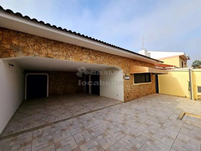 Casa / Sobrado para Venda em São José do Rio Preto/SP Parque Industrial 4 Quartos