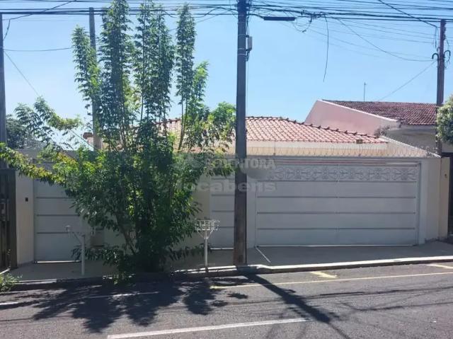 Casa / Sobrado para Venda em São José do Rio Preto/SP Parque Industrial 4 Quartos