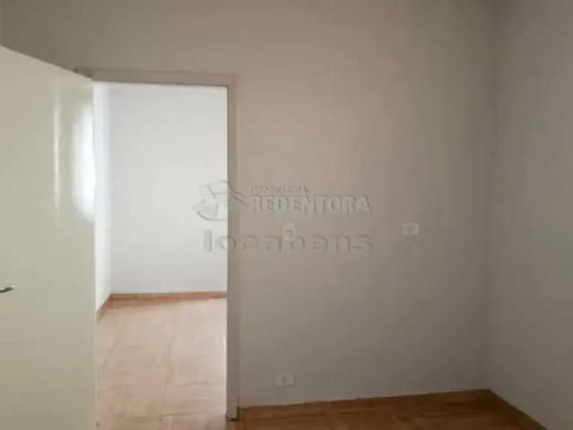 Casa / Sobrado para Venda em São José do Rio Preto/SP Parque Industrial 2 Quartos