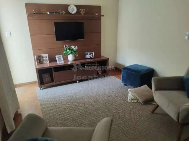 Casa / Sobrado para Venda em São José do Rio Preto/SP Parque Industrial 3 Quartos