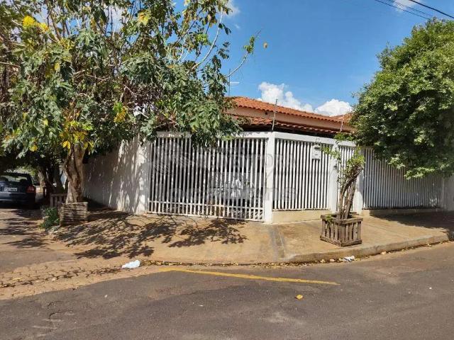 Casa / Sobrado para Venda em São José do Rio Preto/SP Parque Industrial 3 Quartos