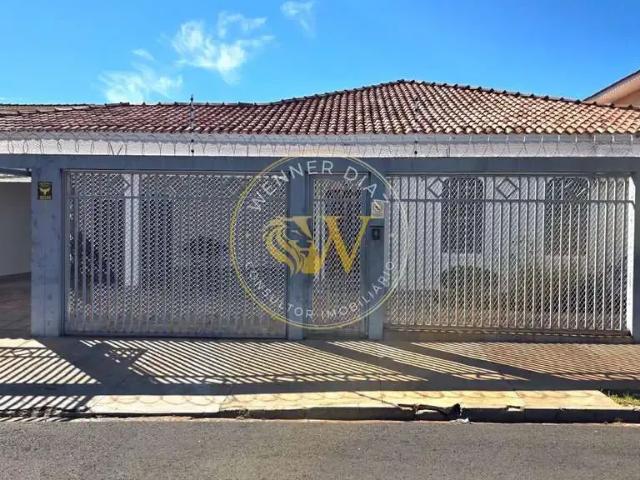 Casa / Sobrado para Venda em São José do Rio Preto/SP Parque Residencial Comendador Mançor Daud 4 Quartos