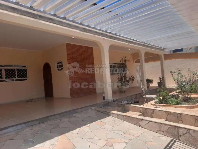 Casa / Sobrado para Venda em São José do Rio Preto/SP Parque Residencial Comendador Mançor Daud 5 Quartos