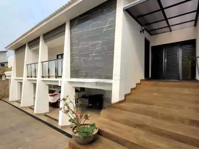 Casa / Sobrado para Venda em São José do Rio Preto/SP Parque Residencial Comendador Mançor Daud 5 Quartos