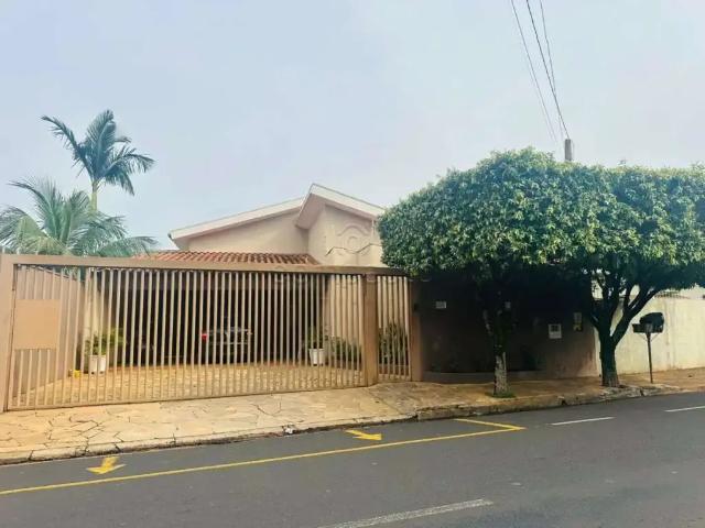 Casa / Sobrado para Venda em São José do Rio Preto/SP Parque Residencial Comendador Mançor Daud 3 Quartos