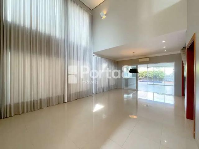 Casa / Sobrado para Venda em São José do Rio Preto/SP Residencial Eco Village I 4 Quartos