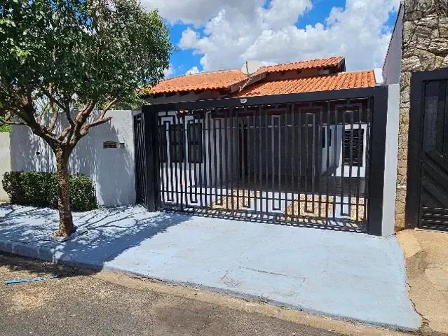 Casa / Sobrado para Venda em São José do Rio Preto/SP Residencial Gabriela 3 Quartos