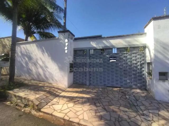 Casa / Sobrado para Venda em São José do Rio Preto/SP Residencial Palestra 3 Quartos